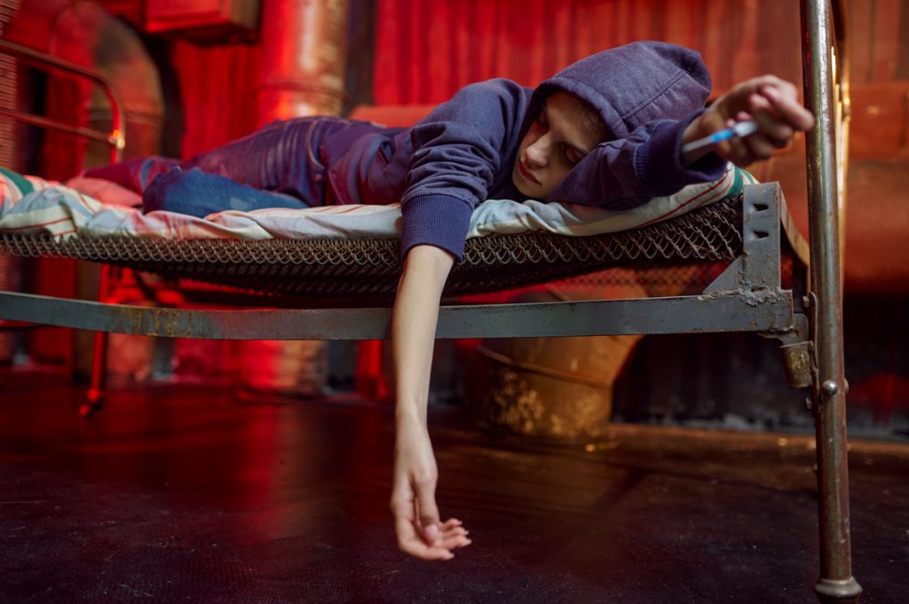 PCP Addiction - Signs and Symptoms - Compassion Behavioral Health